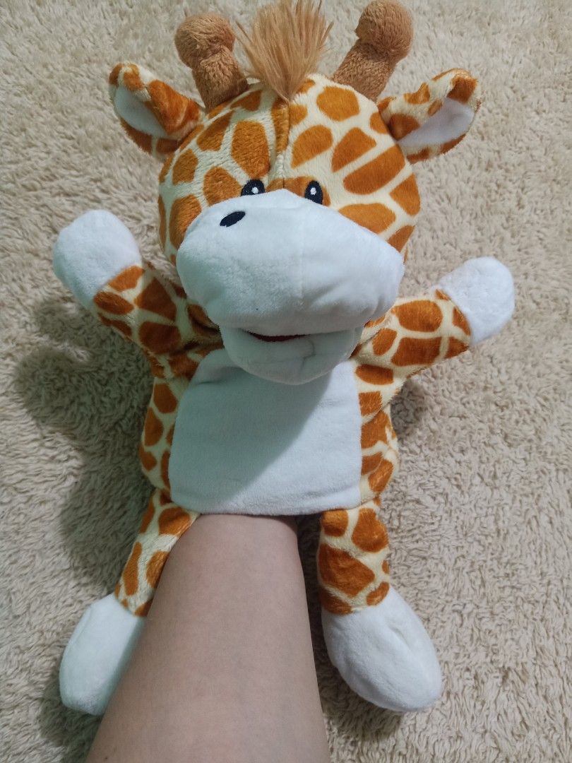 GIRAFFE HAND PUPPET, Hobbies & Toys, Toys & Games on Carousell