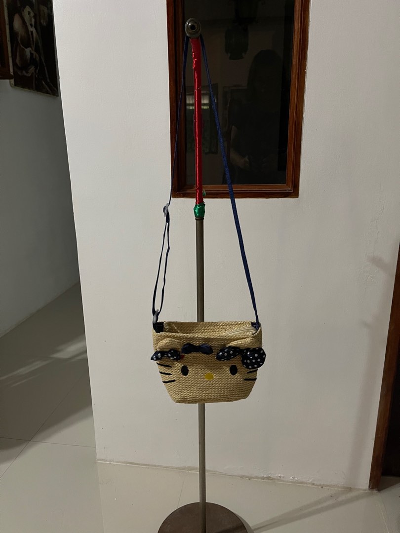 Hello Kitty Banig Sling Bag, Women's Fashion, Bags & Wallets, Cross ...