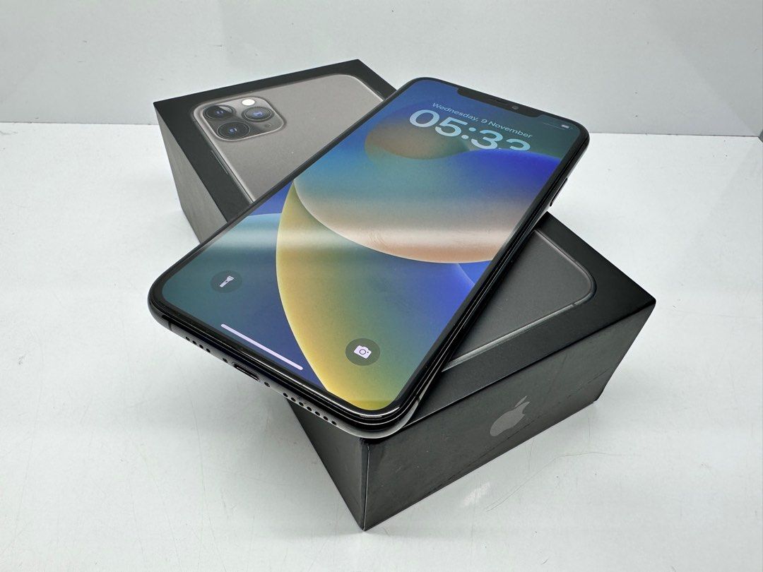 iPhone 11 Pro Max 256GB Dual sim Hong kong set, Mobile Phones & Gadgets ...