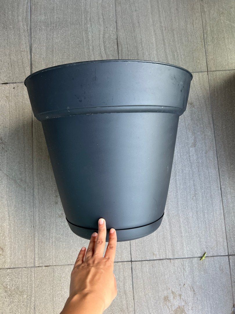 40cm diameter Plant Pots - Indoor / Outdoor Use, Furniture & Home ...