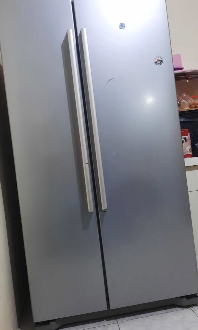 Lemari Es 2 Pintu, Kitchen & Appliances di Carousell