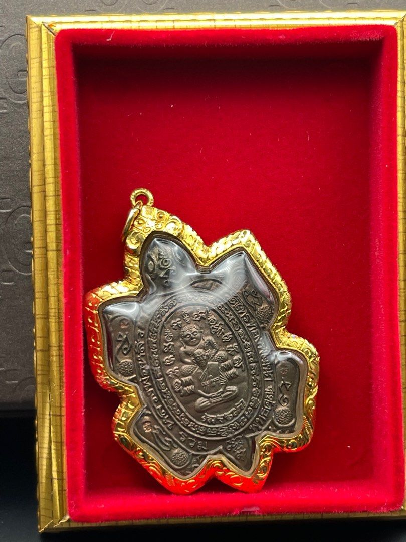 Lp Koon & Lp Liew Phaya Tao BE2538, Hobbies & Toys, Memorabilia & Collectibles, Religious Items ...