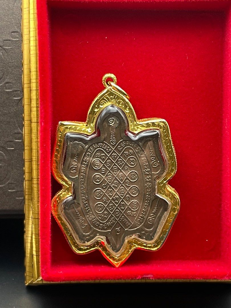 Lp Koon & Lp Liew Phaya Tao BE2538, Hobbies & Toys, Memorabilia & Collectibles, Religious Items ...