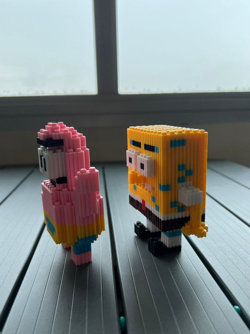 Mini LEGO brick ., Hobbies & Toys, Toys & Games on Carousell