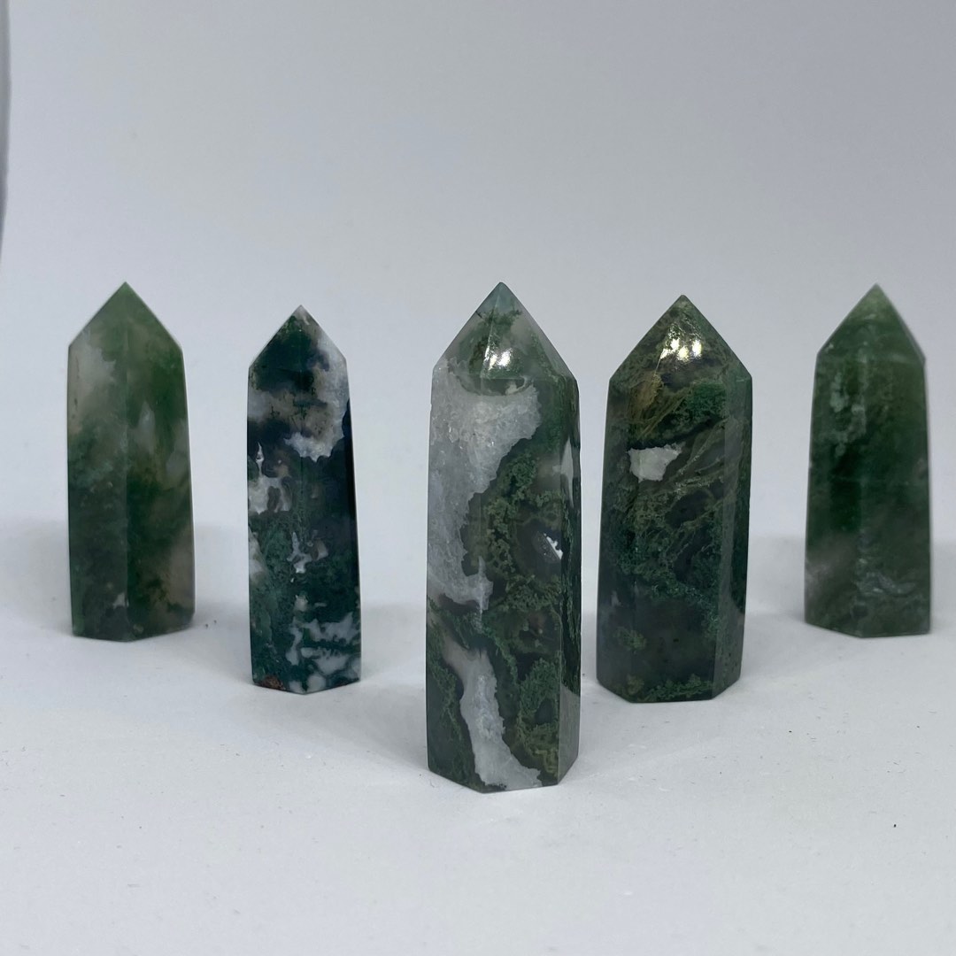 Moss Agate Crystal Towers, Women's Fashion, Jewelry & Organisers ...