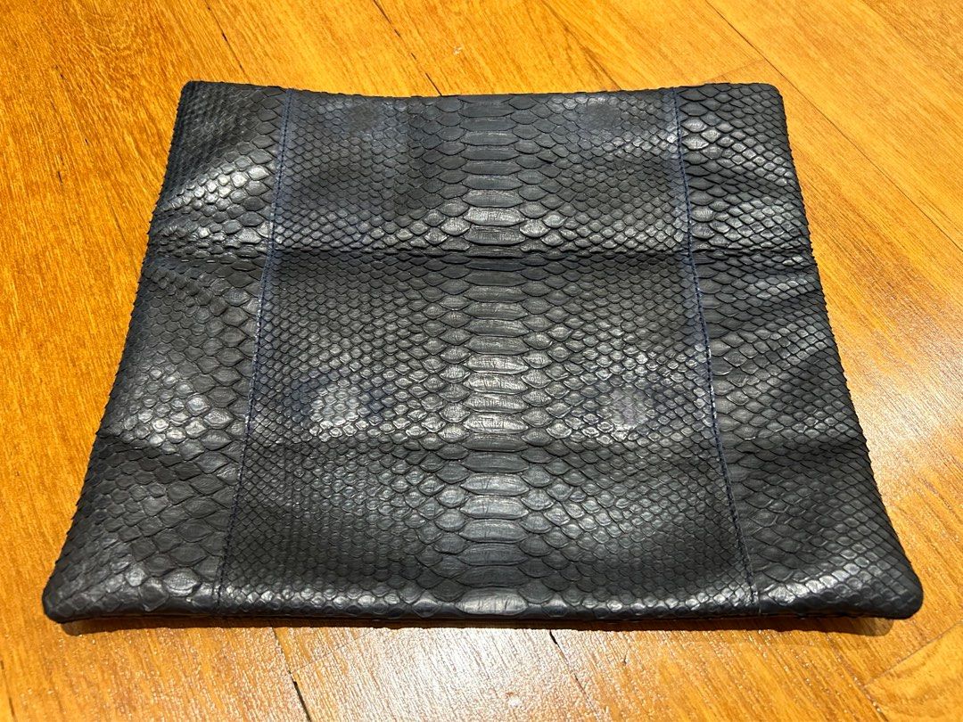 Navy Blue Python Skin Clutch, Women's Fashion, Bags & Wallets, Clutches ...