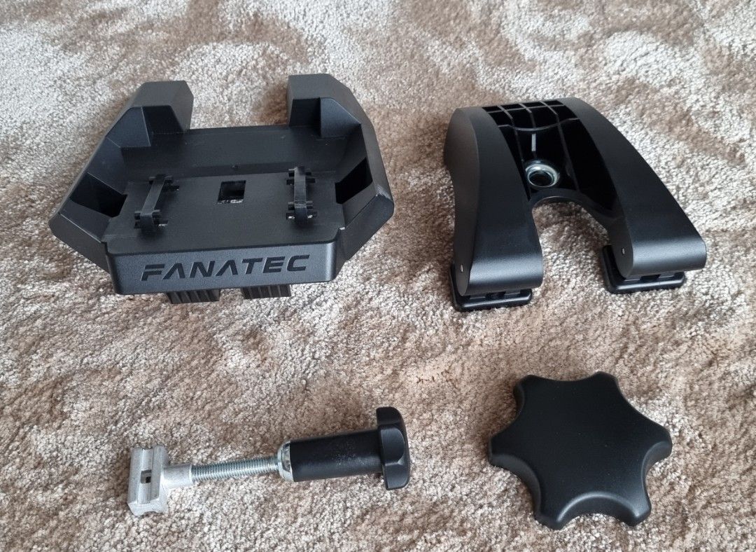 Original Fanatec DD Table Clamp/mount, Video Gaming, Gaming Accessories ...