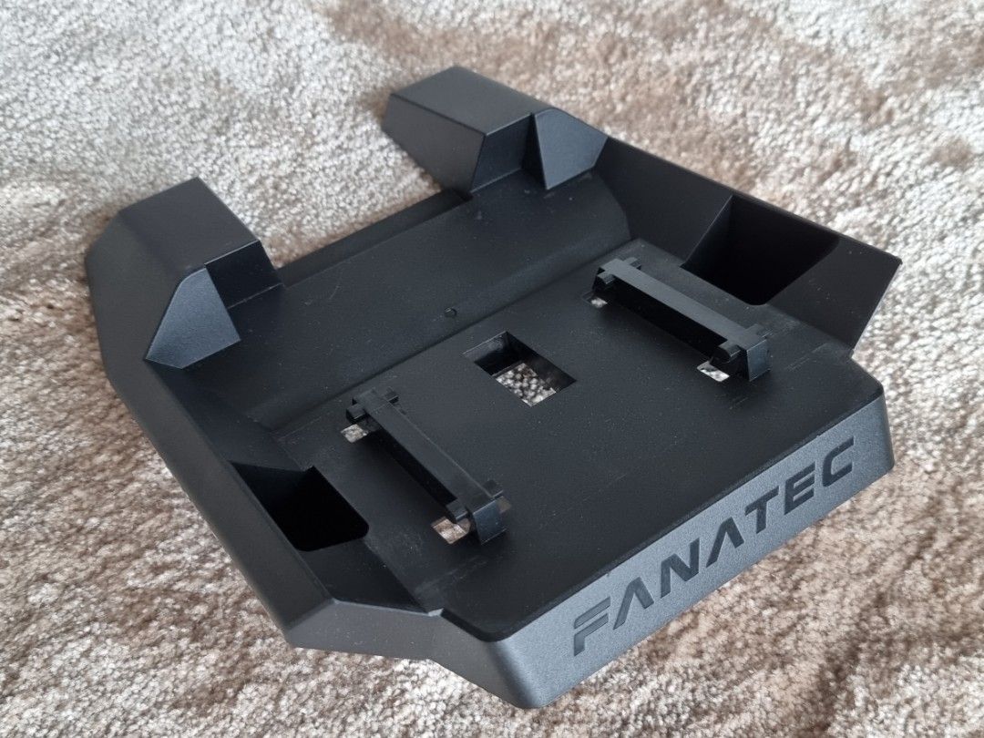 Original Fanatec DD Table Clamp/mount, Video Gaming, Gaming Accessories ...
