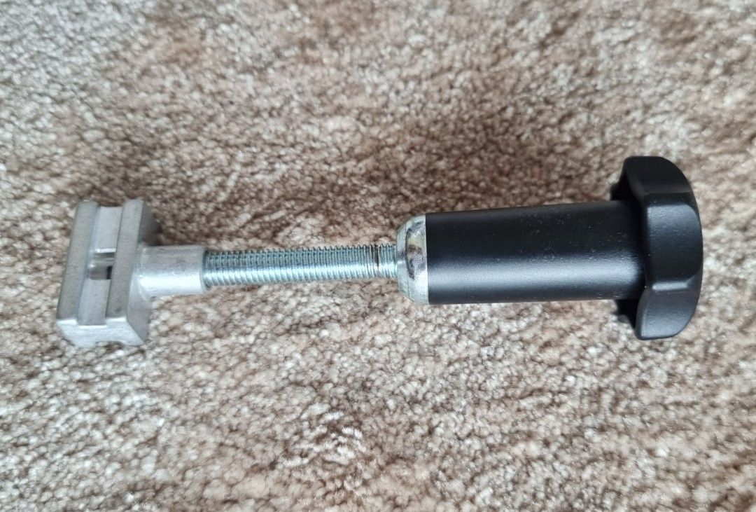 Original Fanatec DD Table Clamp/mount, Video Gaming, Gaming Accessories ...