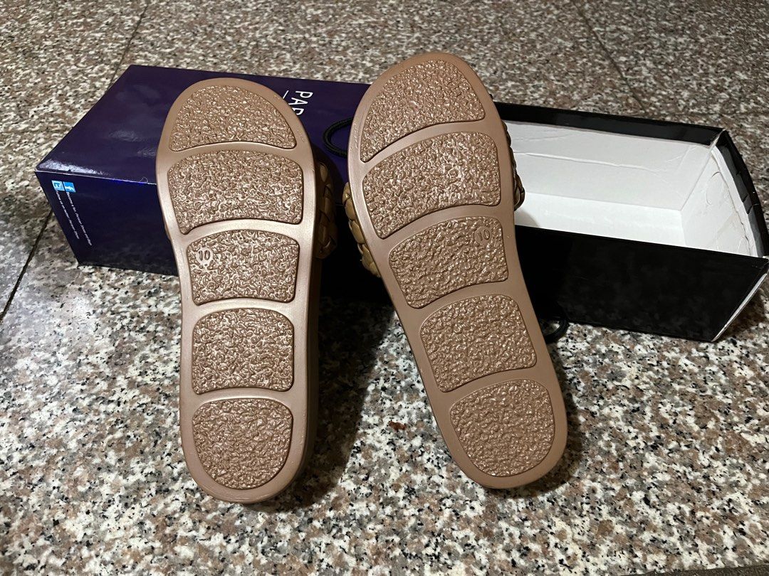 Parisian Plus, Women's Fashion, Footwear, Sandals on Carousell