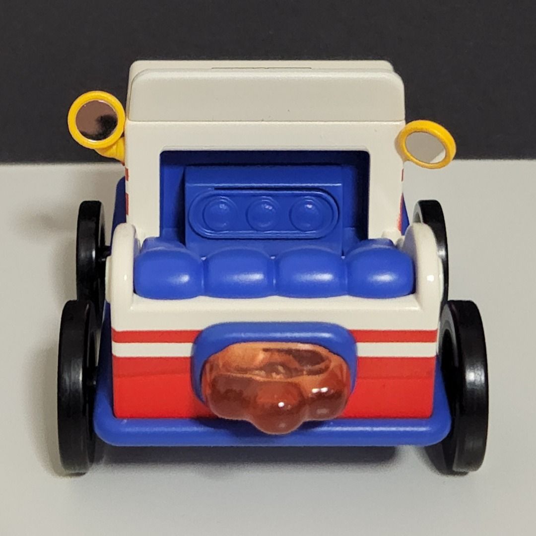 Popmart Tapoo The Hitchhiker’s Guide To The Universe – Vintage Car ...