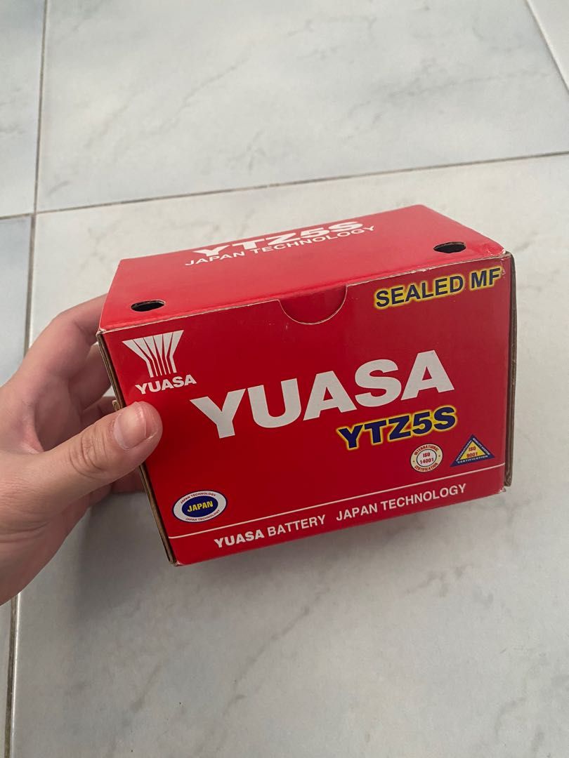 r15 yuasa ytz5s battery, Motorcycles, Motorcycle Accessories on Carousell