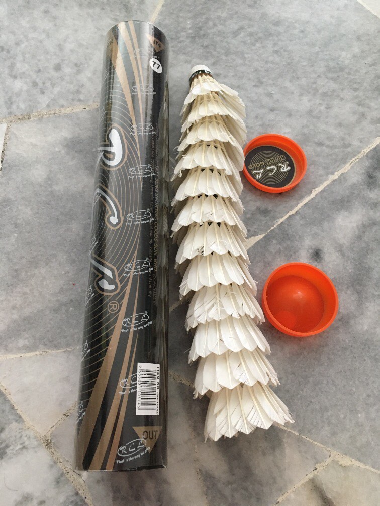 RCL used badminton shuttlecocks black gold, Sports Equipment, Sports ...