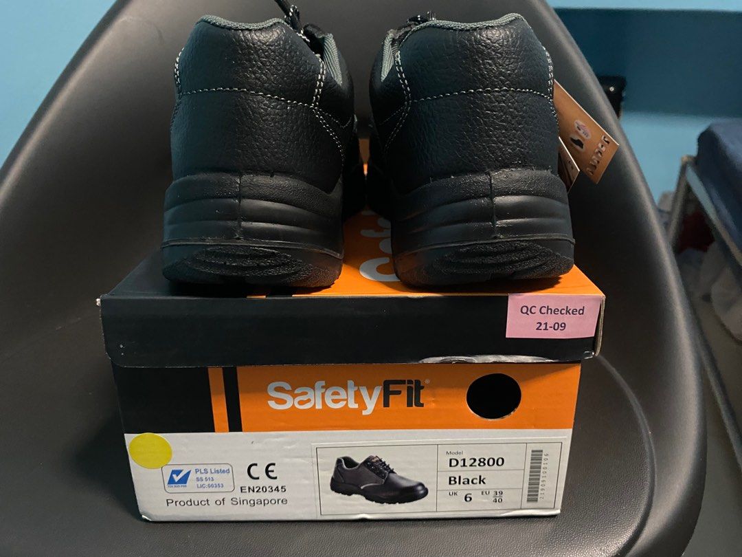 SafetyFit Safety Shoes, Men's Fashion, Footwear, Boots on Carousell