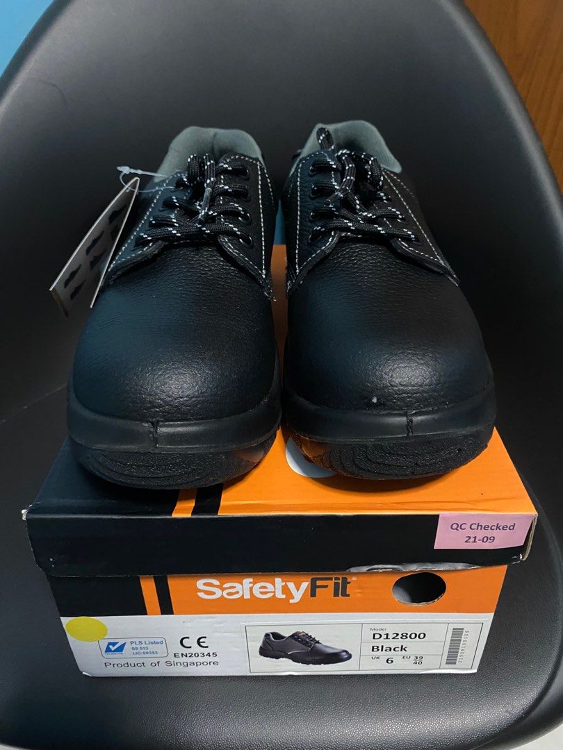 SafetyFit Safety Shoes, Men's Fashion, Footwear, Boots on Carousell
