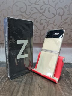 Samsung Z Flip 3 8/128GB Cream 6728, Mobile Phones & Gadgets, Mobile ...