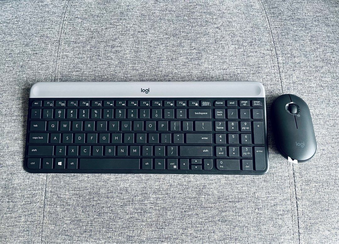 Slim Wireless Keyboard and Mouse Combo - Logitech MK470, Computers ...