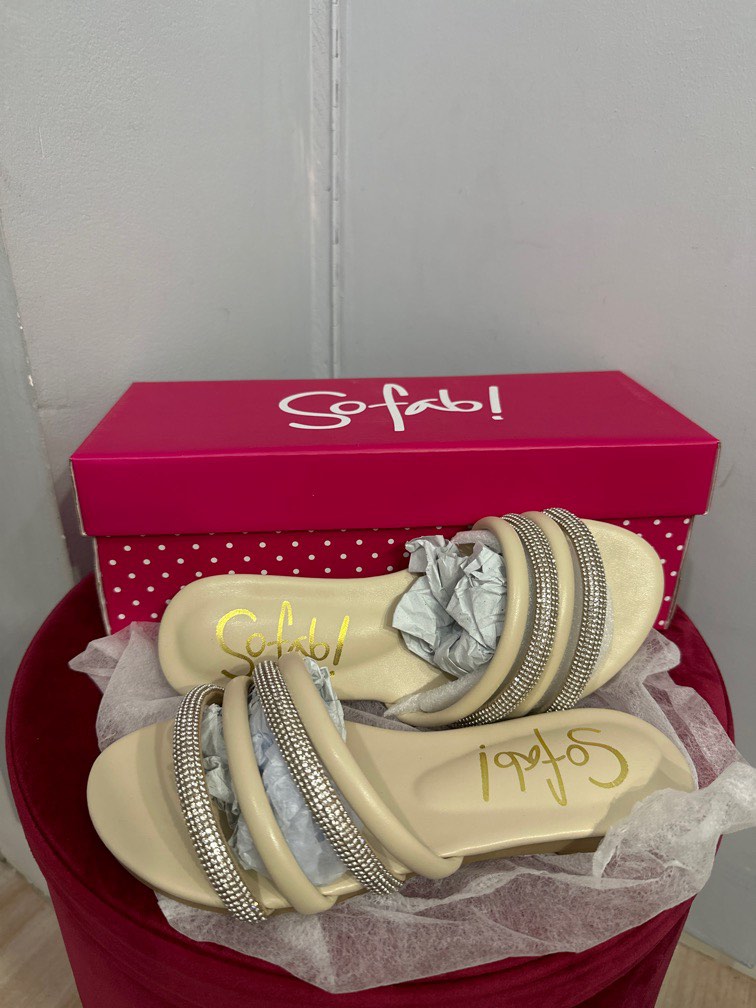 sofab sandals, Women's Fashion, Footwear, Flats & Sandals on Carousell