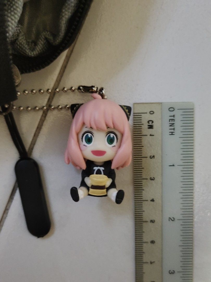 Spy x family Anya keychain [Japan], Hobbies & Toys, Memorabilia ...