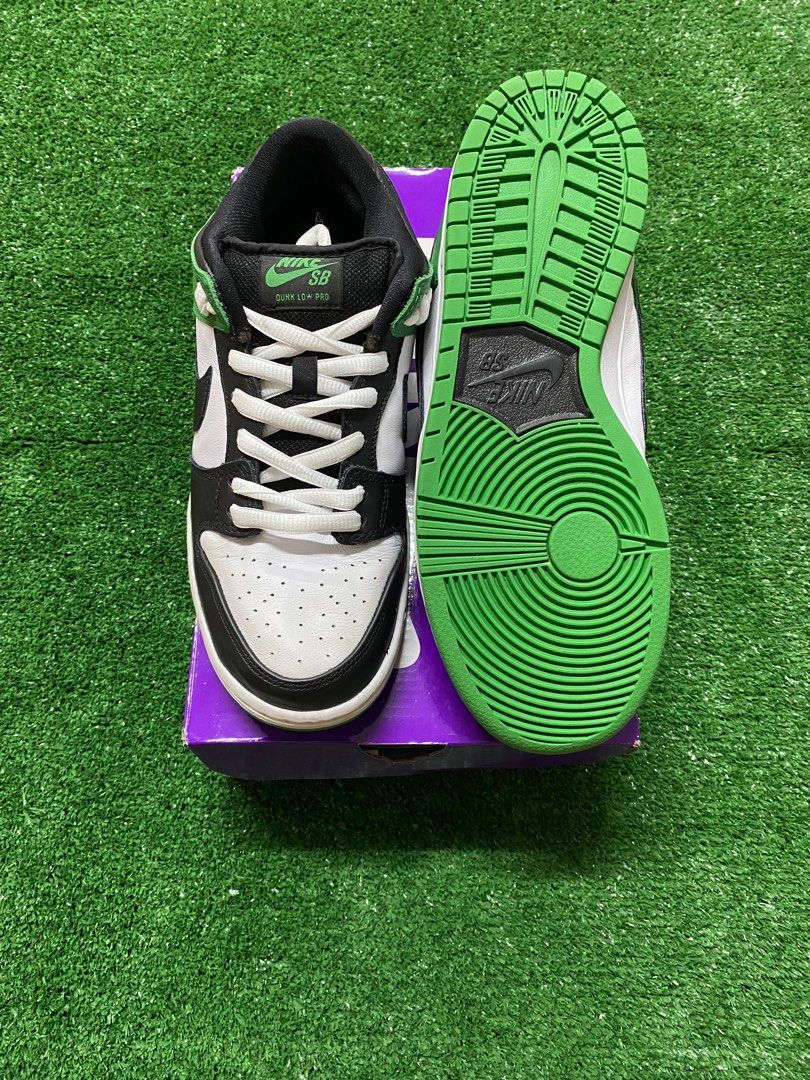 STEALS Nike SB Dunk Low Classic Green, Men's Fashion, Footwear ...