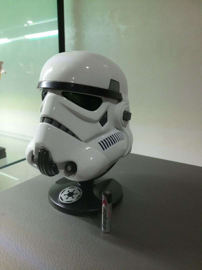 Stormtrooper Master Replica Riddell (.45 scale), Hobbies & Toys, Toys ...