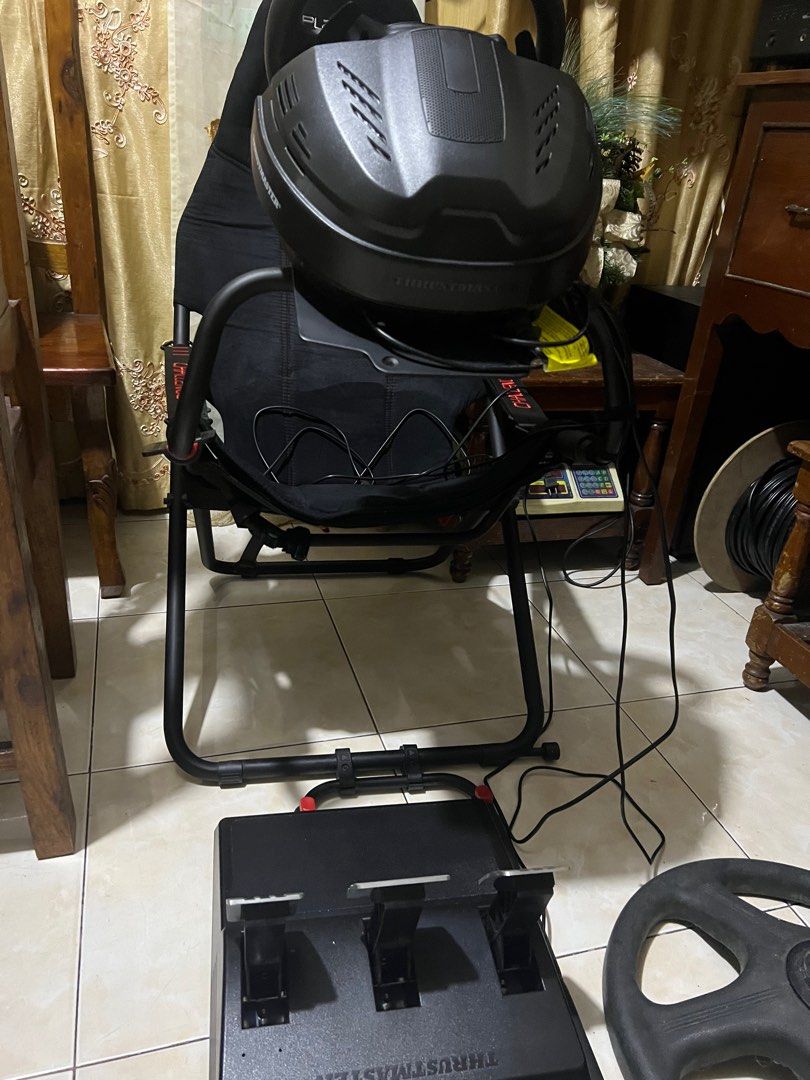 Thrustmaster T300 GT Edition with Playseat Challenge, Video Gaming ...