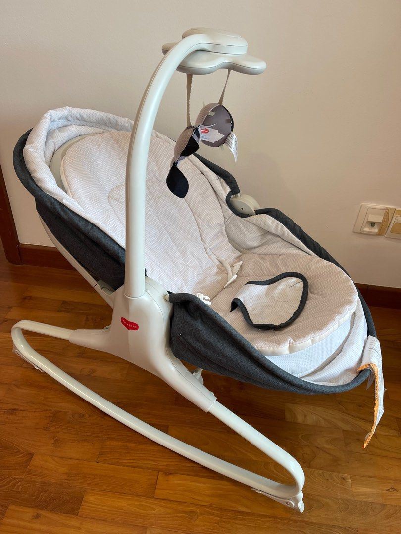 Tiny Love Baby Rocker, Babies & Kids, Baby Nursery & Kids Furniture ...