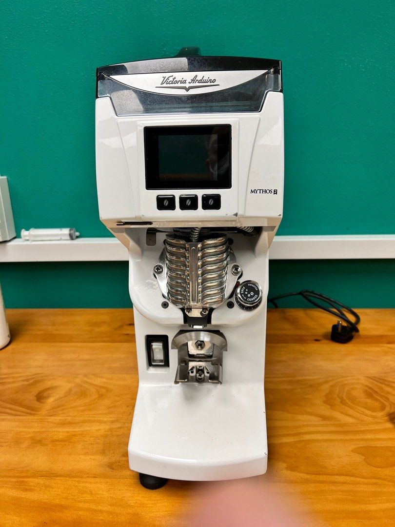 Victoria Arduino Mythos 2 二手 商用 咖啡磨豆機, 家庭電器, 廚房電器, 咖啡機及咖啡壺 - Carousell
