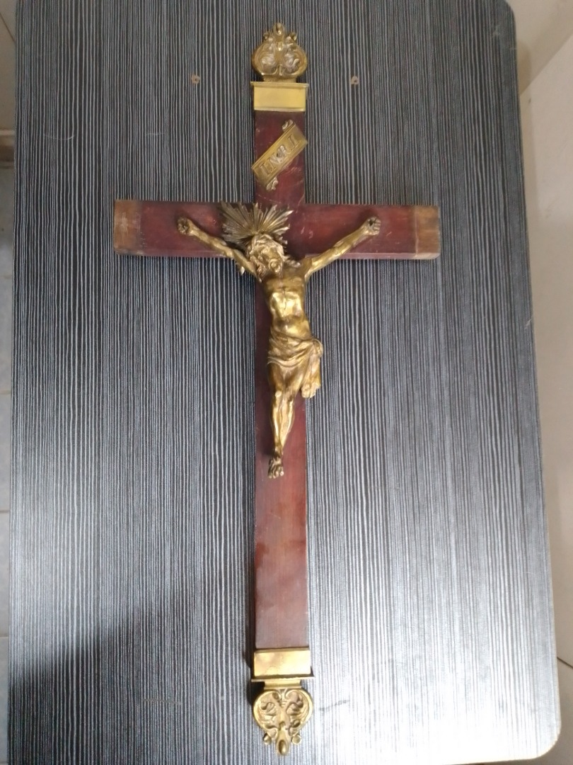 Vintage Crucifix, Hobbies & Toys, Memorabilia & Collectibles, Vintage ...