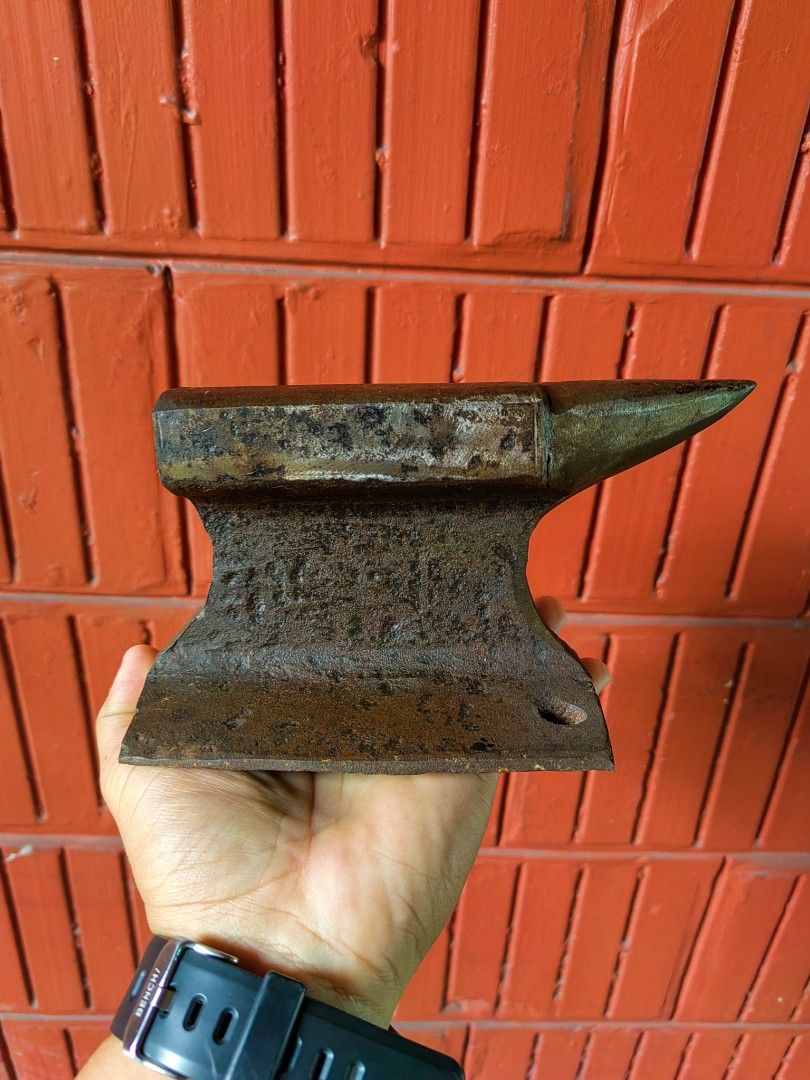Vintage Retired Riles Railroad Track Anvil, Hobbies & Toys, Memorabilia ...