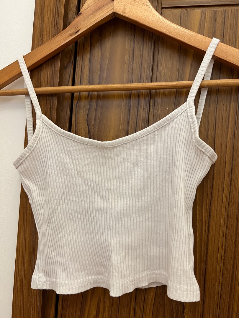 White Low Back Crop Top, Women's Fashion, Tops, Sleeveless on Carousell
