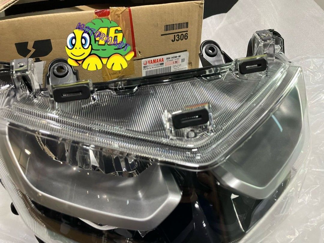 YAMAHA HEADLIGHT ASSY - NMAX V2, Motorcycles, Motorcycle Accessories on ...