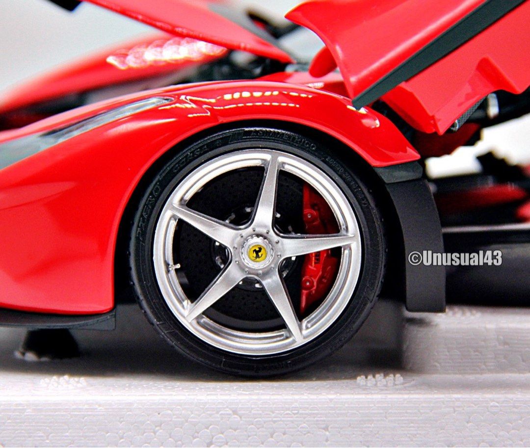 1/18 BBR Ferrari LaFerrari Rosso Corsa with Gloss Black Roof Diecast ...