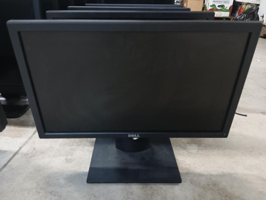 19IN DELL / HP MONITORS, Computers & Tech, Parts & Accessories, Monitor ...