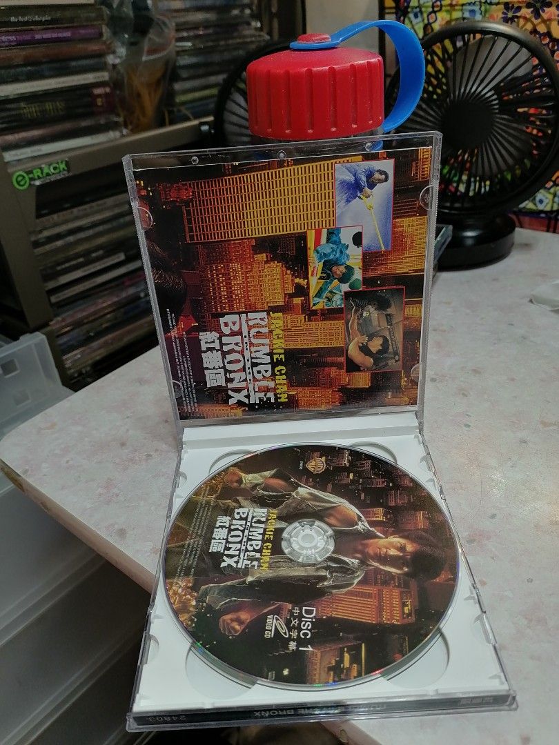 成龍 紅番區2VCD, 興趣及遊戲, 音樂樂器 & 配件, 音樂與媒體 - CD 及 DVD - Carousell