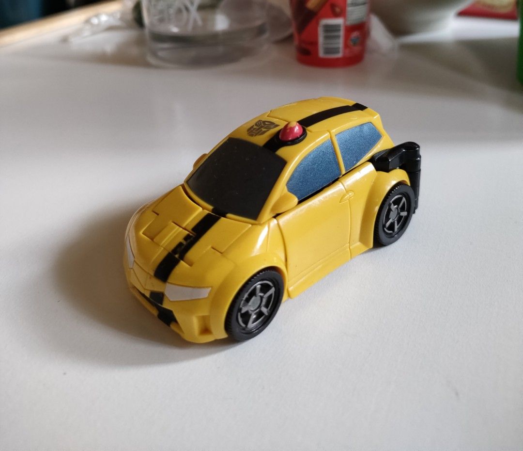 Activators Bumblebee Transformer by Hasbro, Hobbies & Toys, Toys ...