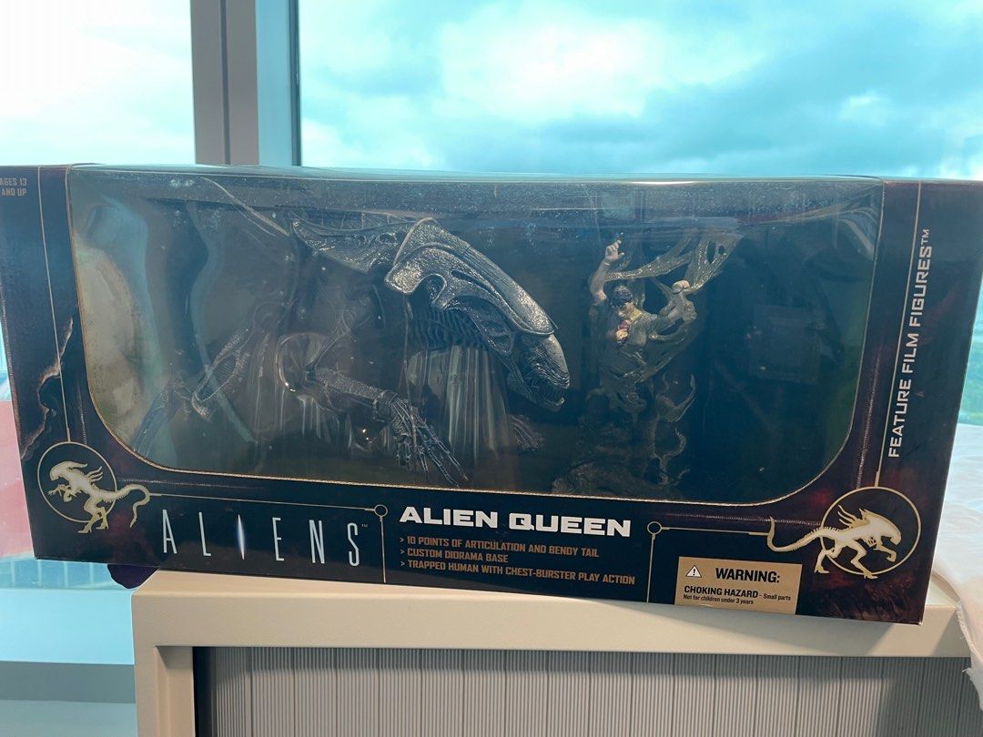 Alien queen playset mcfarlane 1:12, Hobbies & Toys, Toys & Games on ...