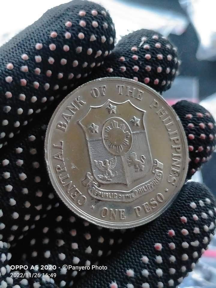 Andres Bonifacio centenary big silver coin, Hobbies & Toys, Memorabilia ...