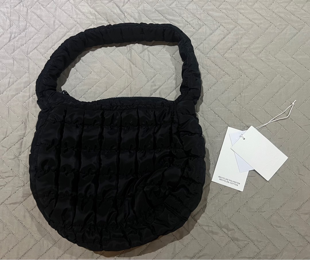 Authentic COS Quilted Bag in Mini black, Women's Fashion, Bags ...