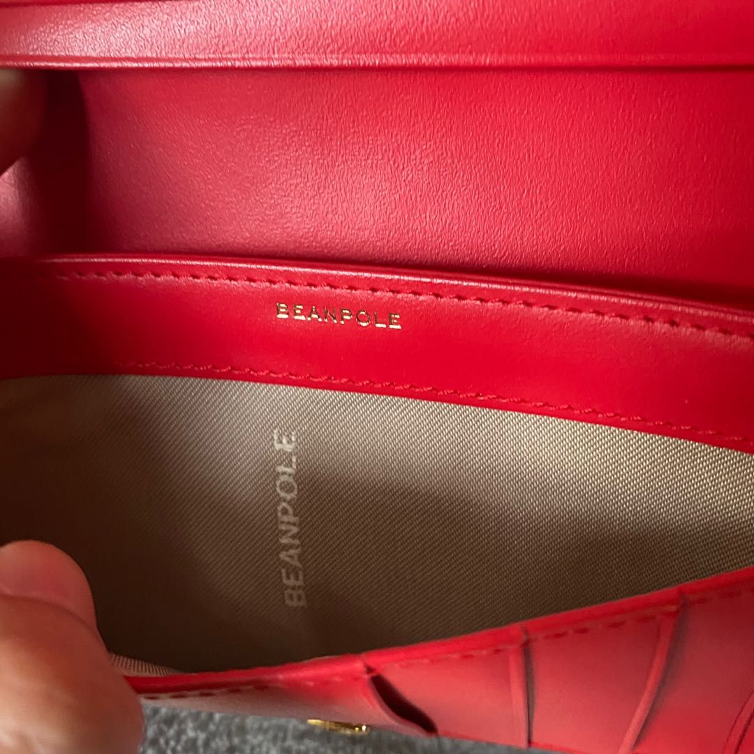 Beanpole bifold wallet, Women's Fashion, Bags & Wallets, Wallets & Card ...