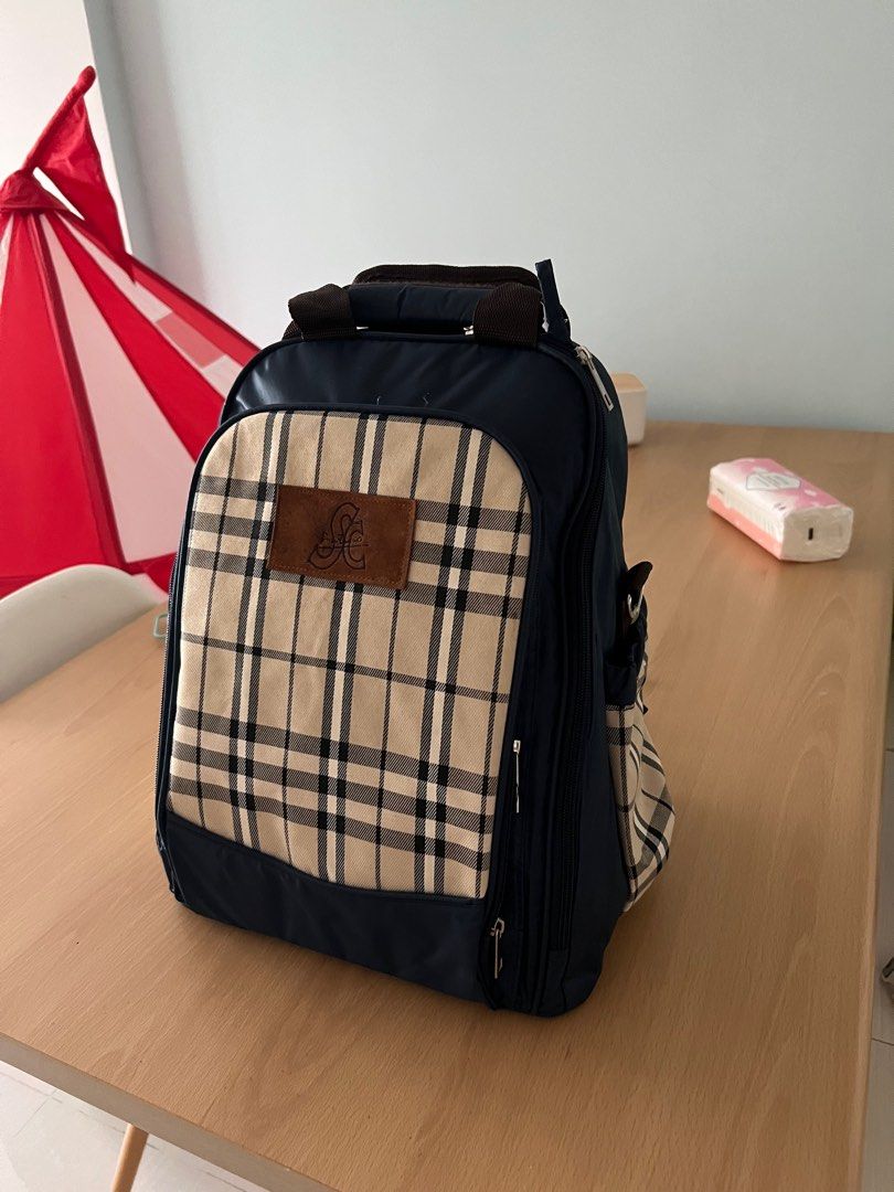Brand new Backpack, Women's Fashion, Bags & Wallets, Backpacks on Carousell