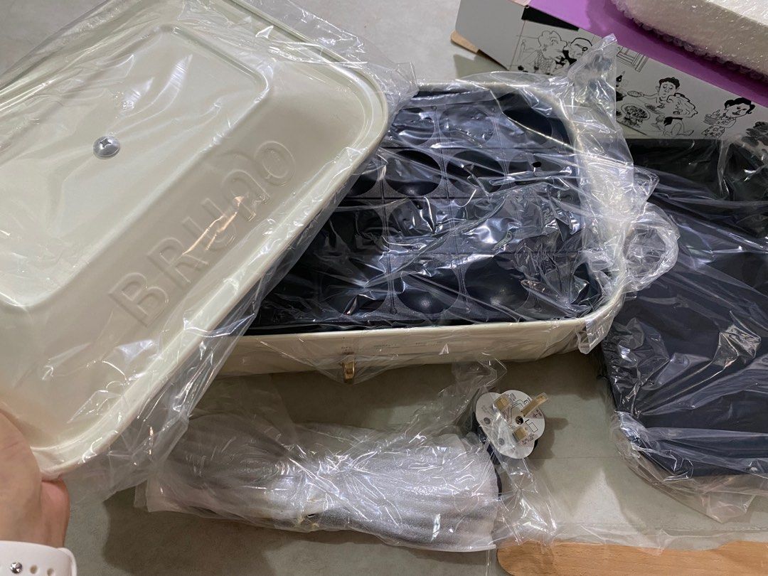 Bruno Compact Hot plate set, Furniture & Home Living, Kitchenware ...