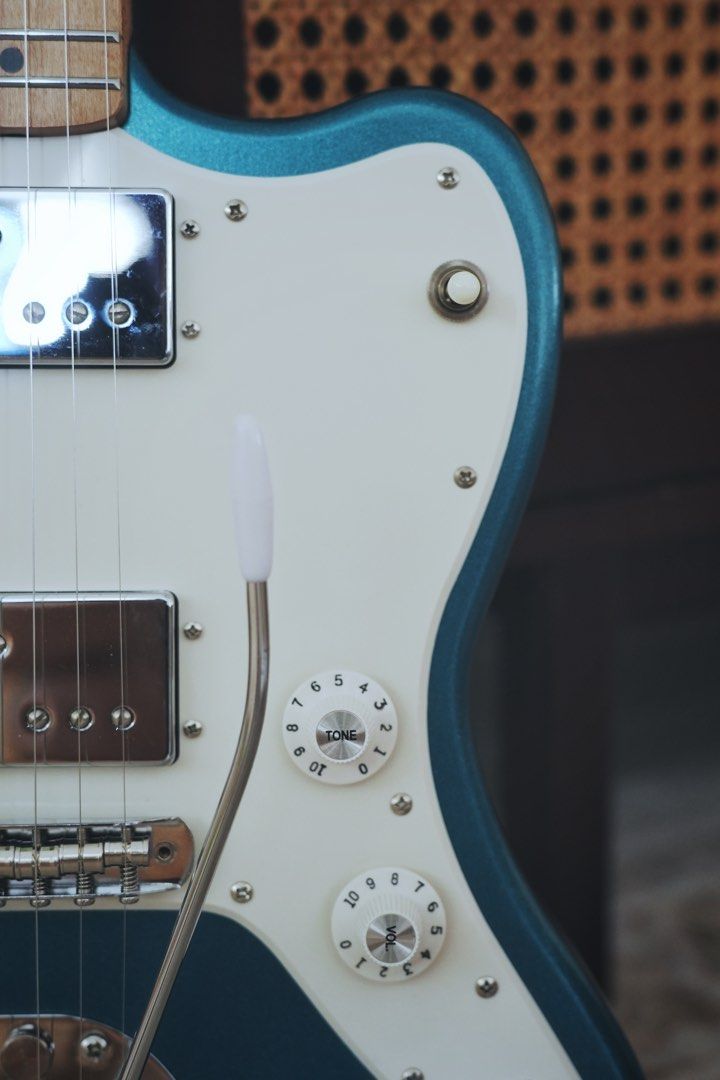 Custom Thinline Jazzmaster WRHB, Hobbies & Toys, Music & Media, Musical ...