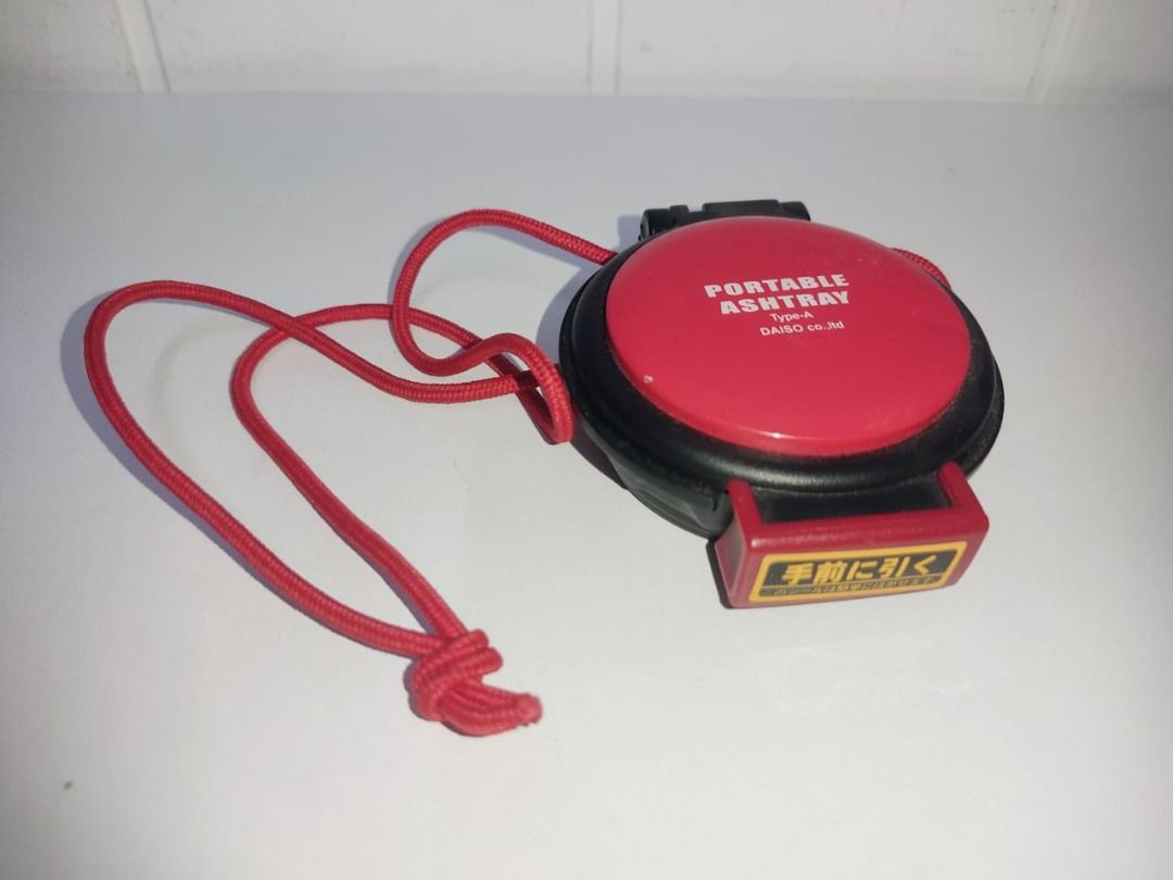 DAISO JAPAN PORTABLE ASHTRAY, Hobbies & Toys, Collectibles ...