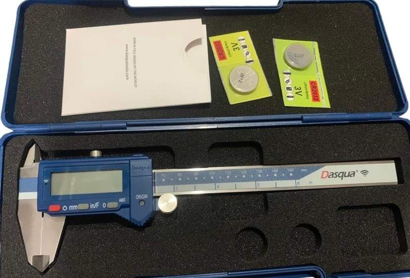 Digital califer wd bluetooth, Commercial & Industrial, Construction ...