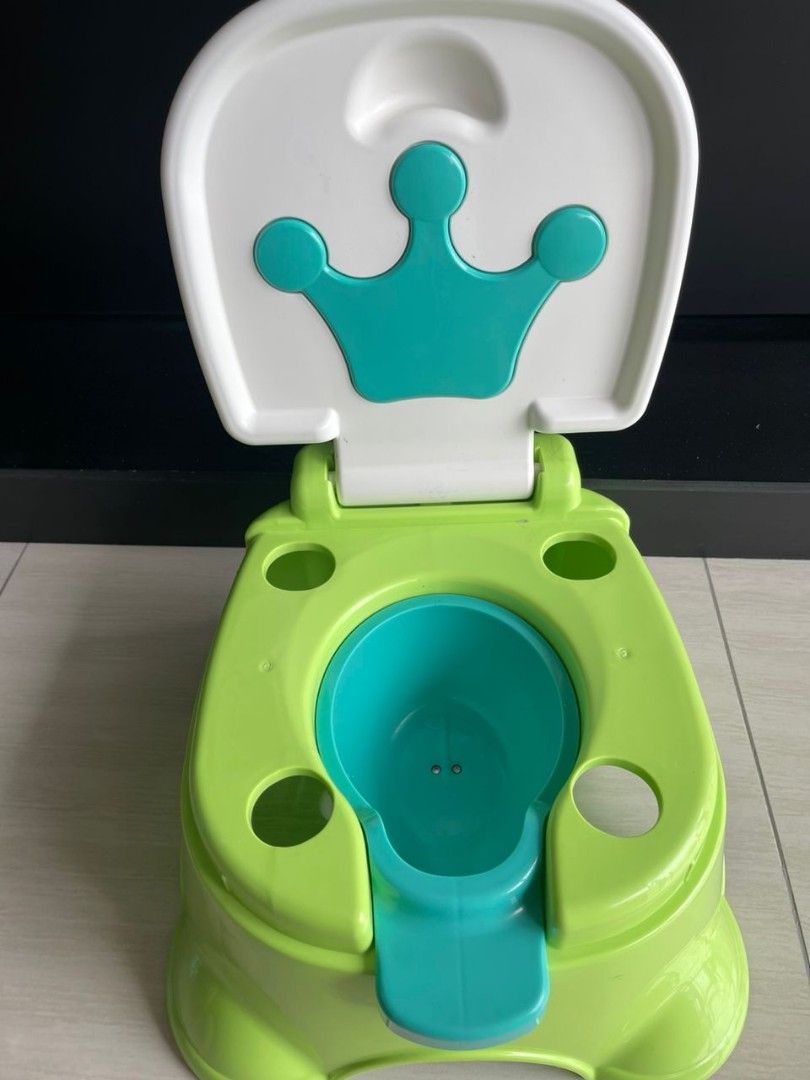 Fisher Price Royal Stepstool Potty, Babies & Kids, Bathing & Changing ...