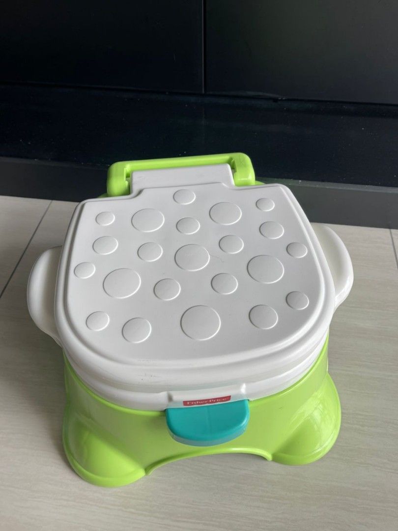 Fisher Price Royal Stepstool Potty, Babies & Kids, Bathing & Changing ...