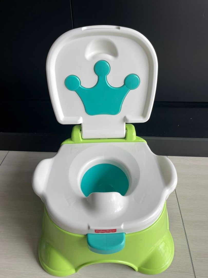 Fisher Price Royal Stepstool Potty, Babies & Kids, Bathing & Changing ...