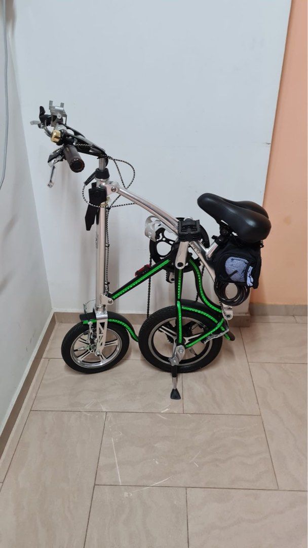 Folder bike, Sports Equipment, Bicycles & Parts, Bicycles on Carousell