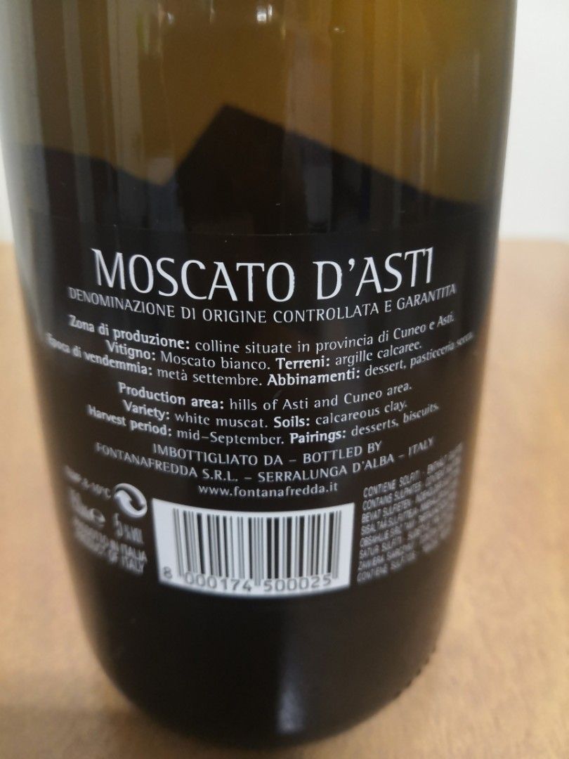 Fontanafredda moscato d'asti 750ml, Food & Drinks, Alcoholic Beverages ...